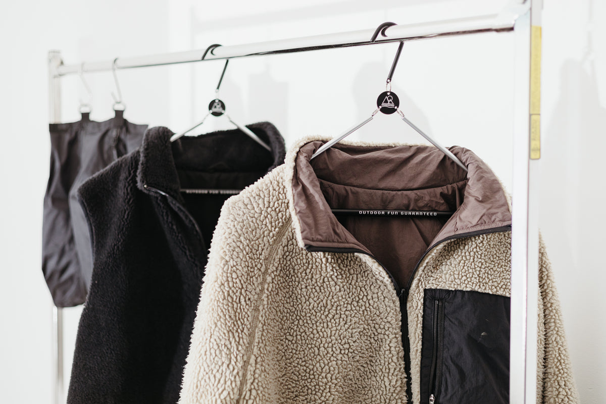 TRAVEL HANGER | 5050 WORKSHOP – 5050WORKSHOP